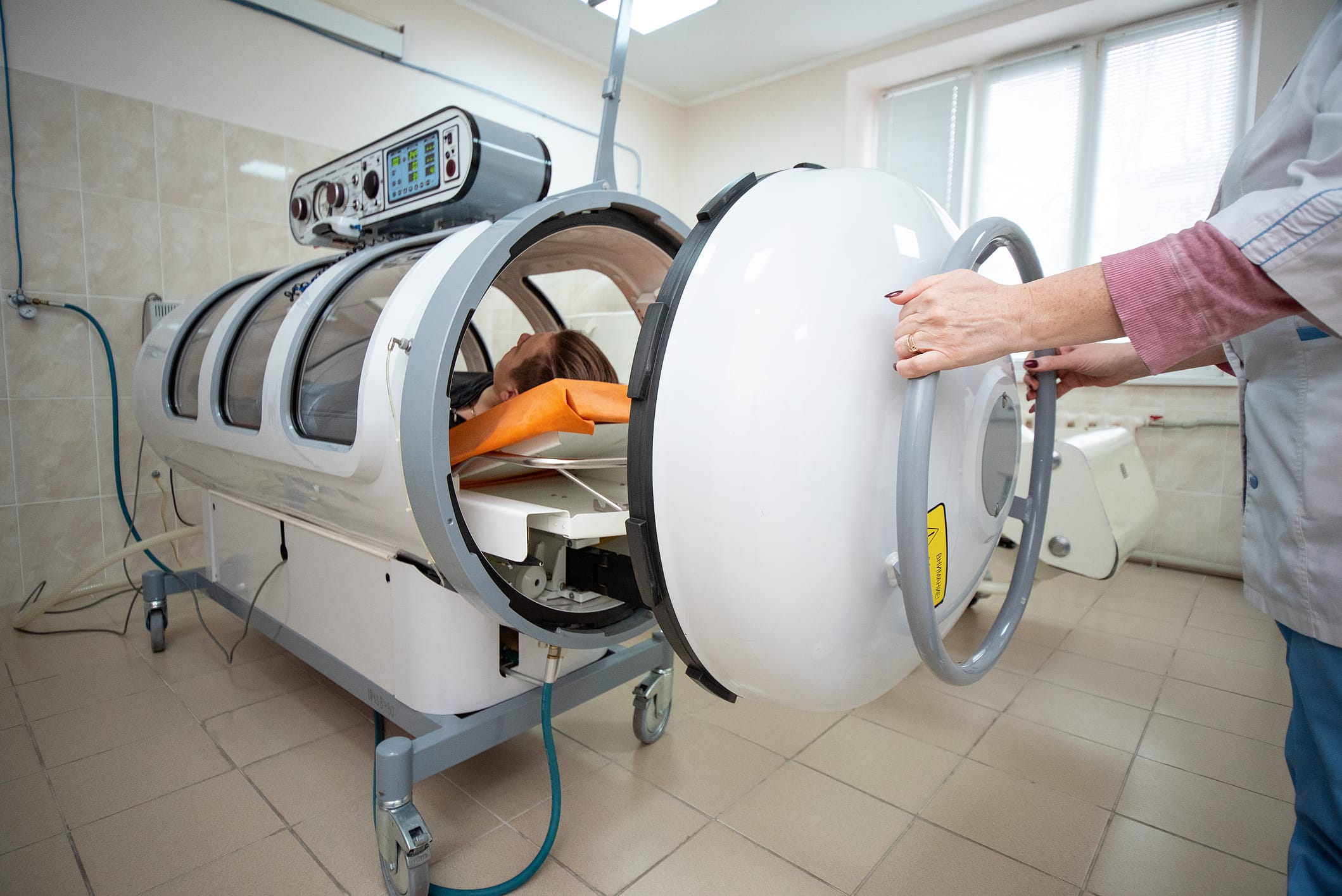 FDA Warns of Injuries and Deaths Linked to Hyperbaric Oxygen Therapy